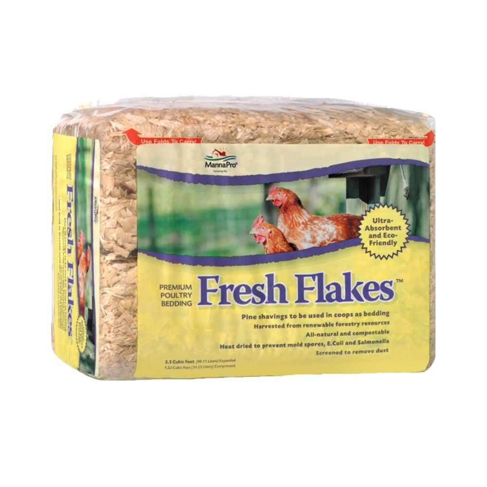 Fresh Flakes Poultry Bedding, 12 lbs | Atwoods